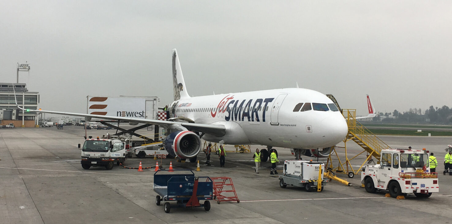 Newrest Chile sirve a JetSmart, la nueva aerolínea low cost en el país ...