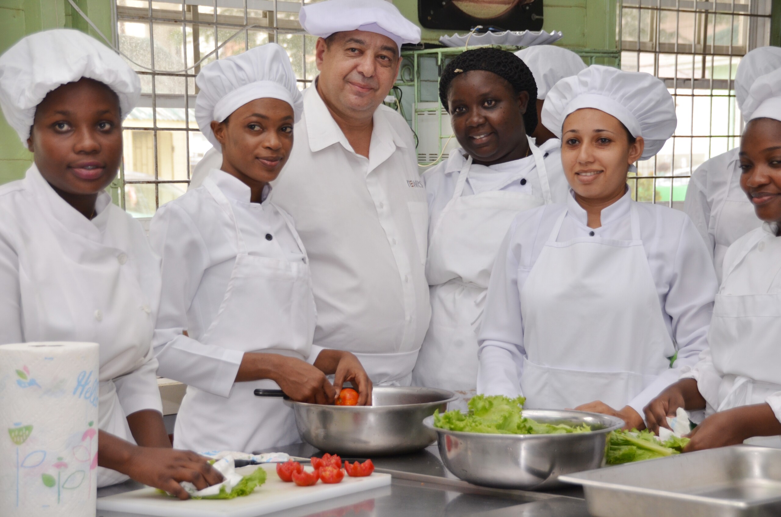 Guyana : Newrest facilite la montée en compétences du personnel local ...